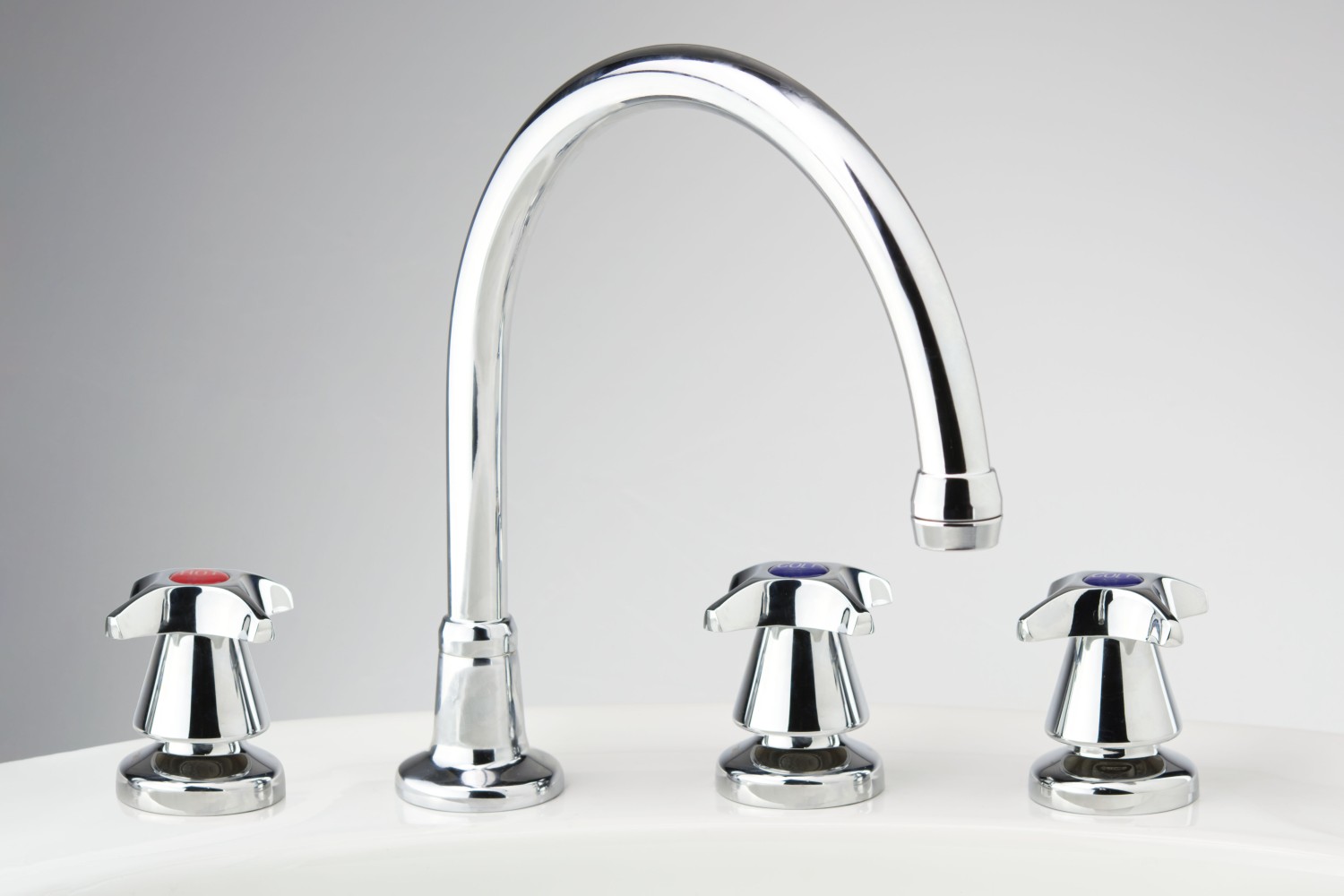 CB | Celestial Filtered Water Hob Sink Set with Swivel Gooseneck Outlet ...