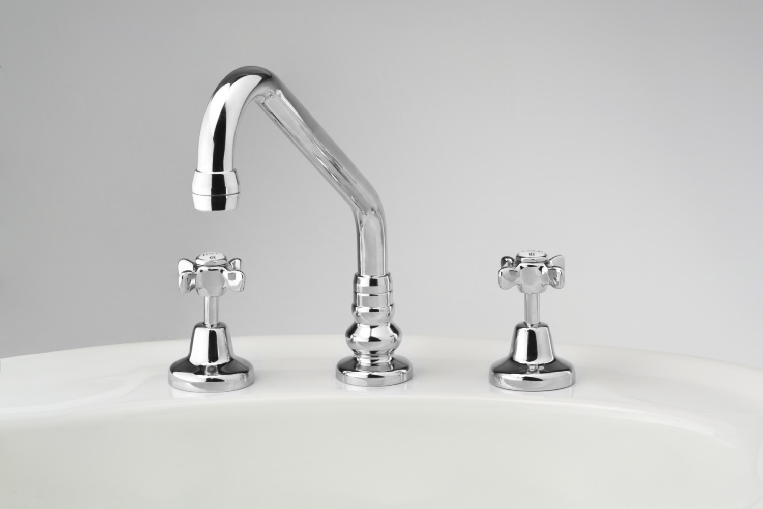 CB | Heritage Hob Sink Set with Swivel Upswept Outlet - Hob Basin ...