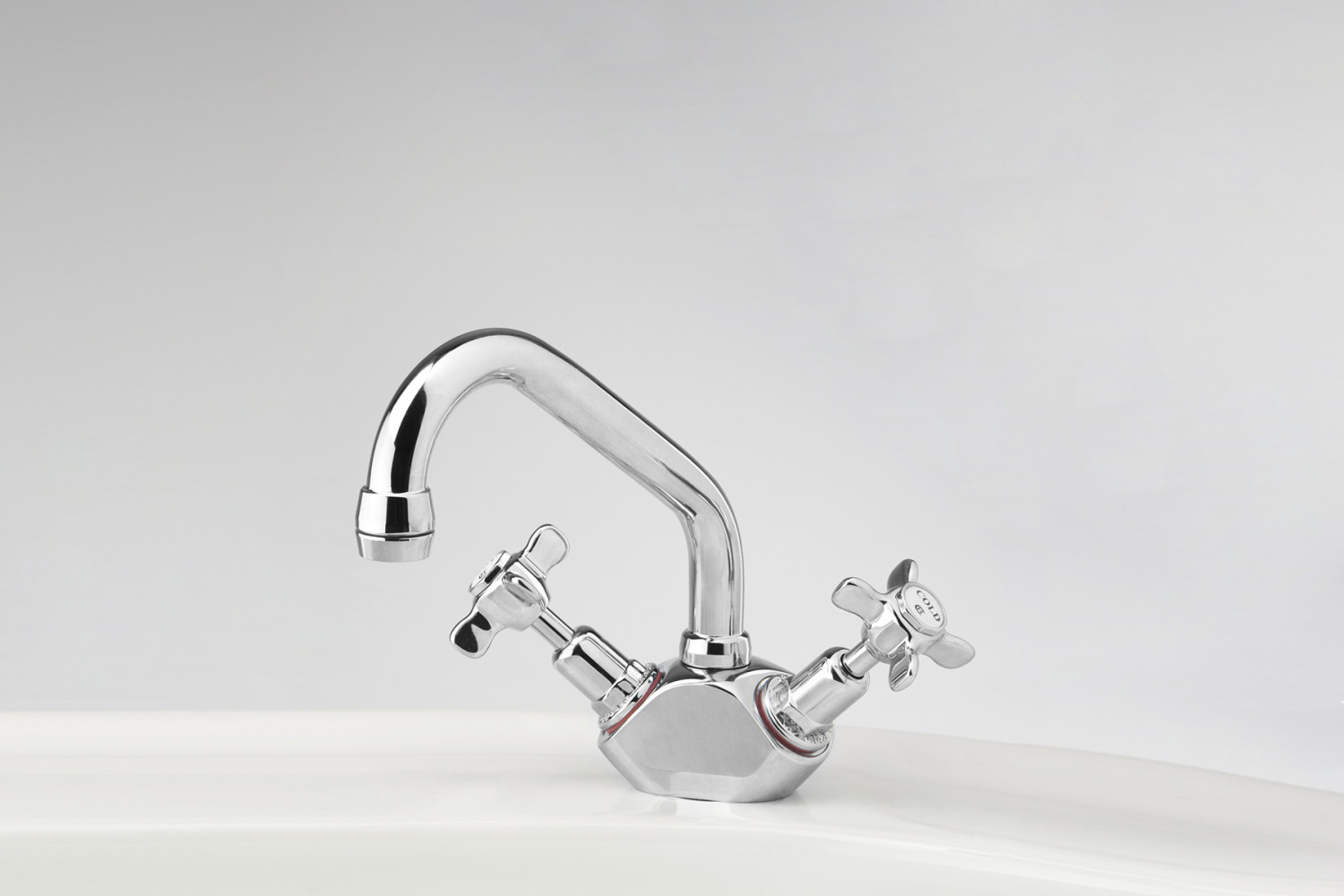 CB | Heritage Basin Duo Mixer with Swivel Upswept Outlet - Hob Basin ...