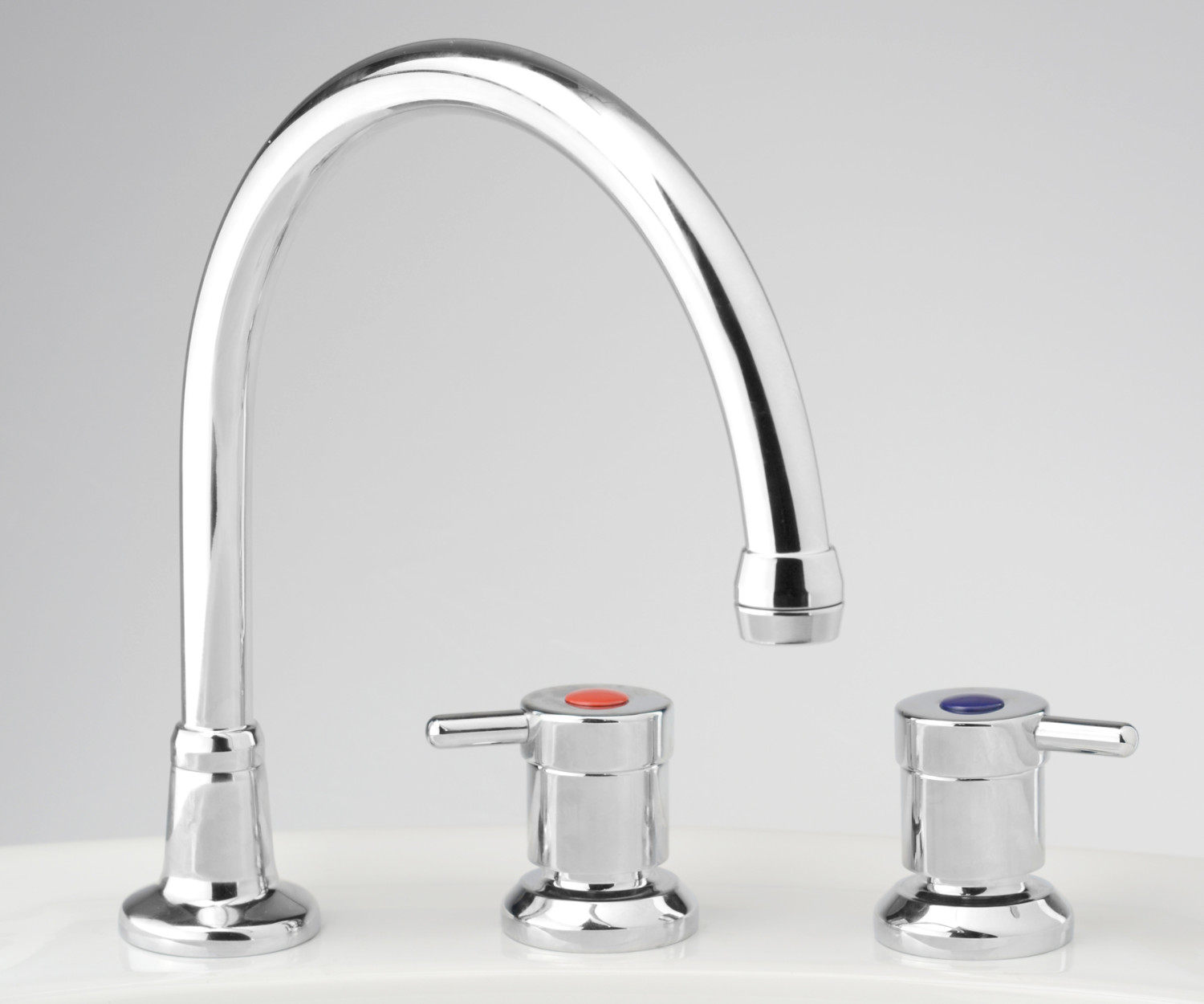 CB | Torrens Lever Hostess Sink Set with Swivel Gooseneck Outlet - Hob ...