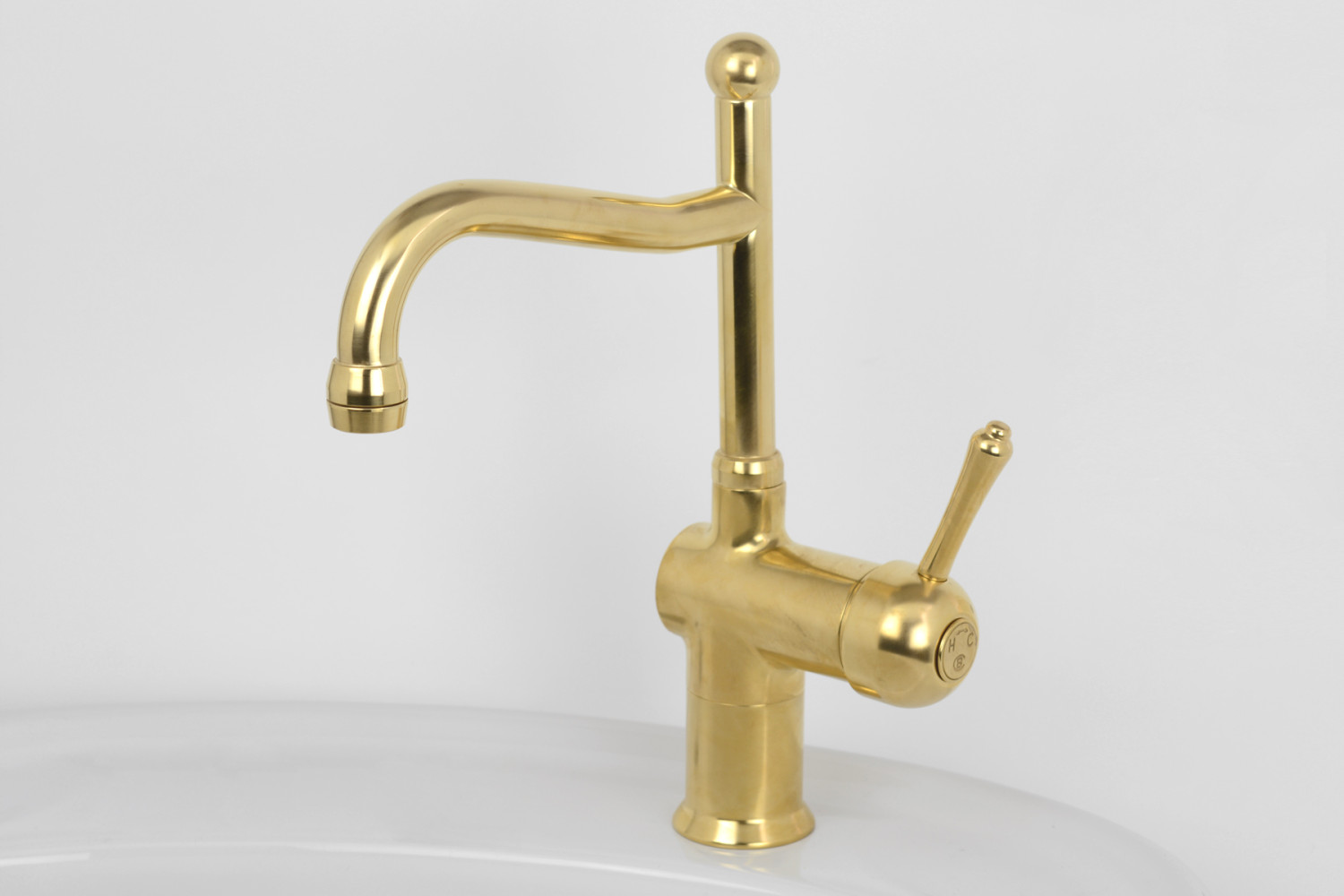 CB | Roulette Lever Flick Mixer with Basin Olde Adelaide Outlet ...