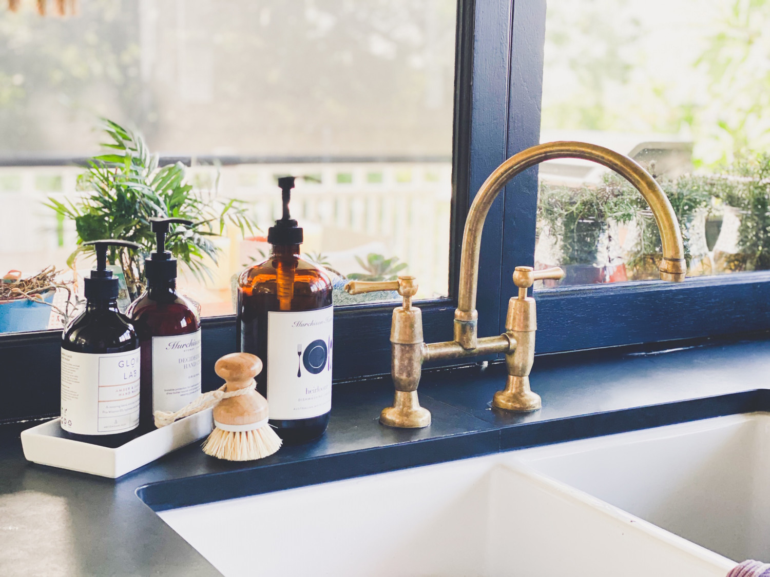 CB | Roulette Lever Exposed Hob Sink Set with Top Taps & Swivel ...