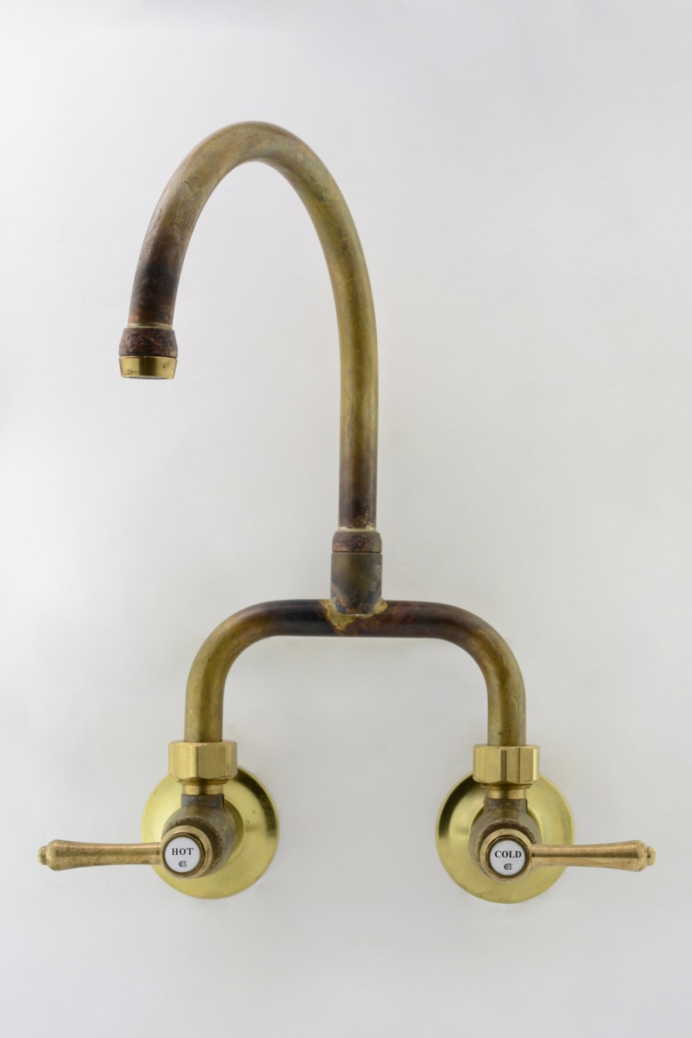 CB | Roulette Lever Exposed Wall Sink Set with Gooseneck Outlet - Wall ...