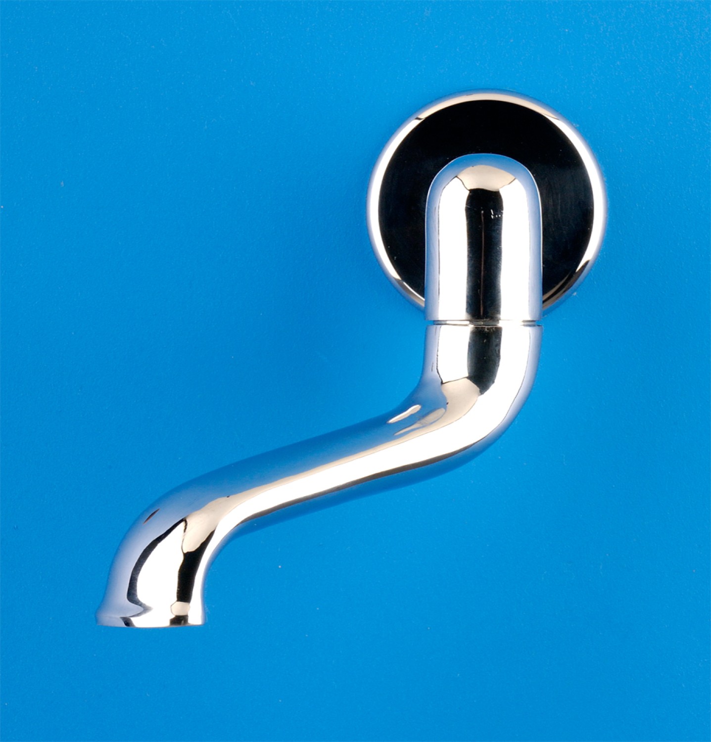 CB | Underslung Duckbill Swivel Wall Bath Outlet (135mm Reach Off Wall ...