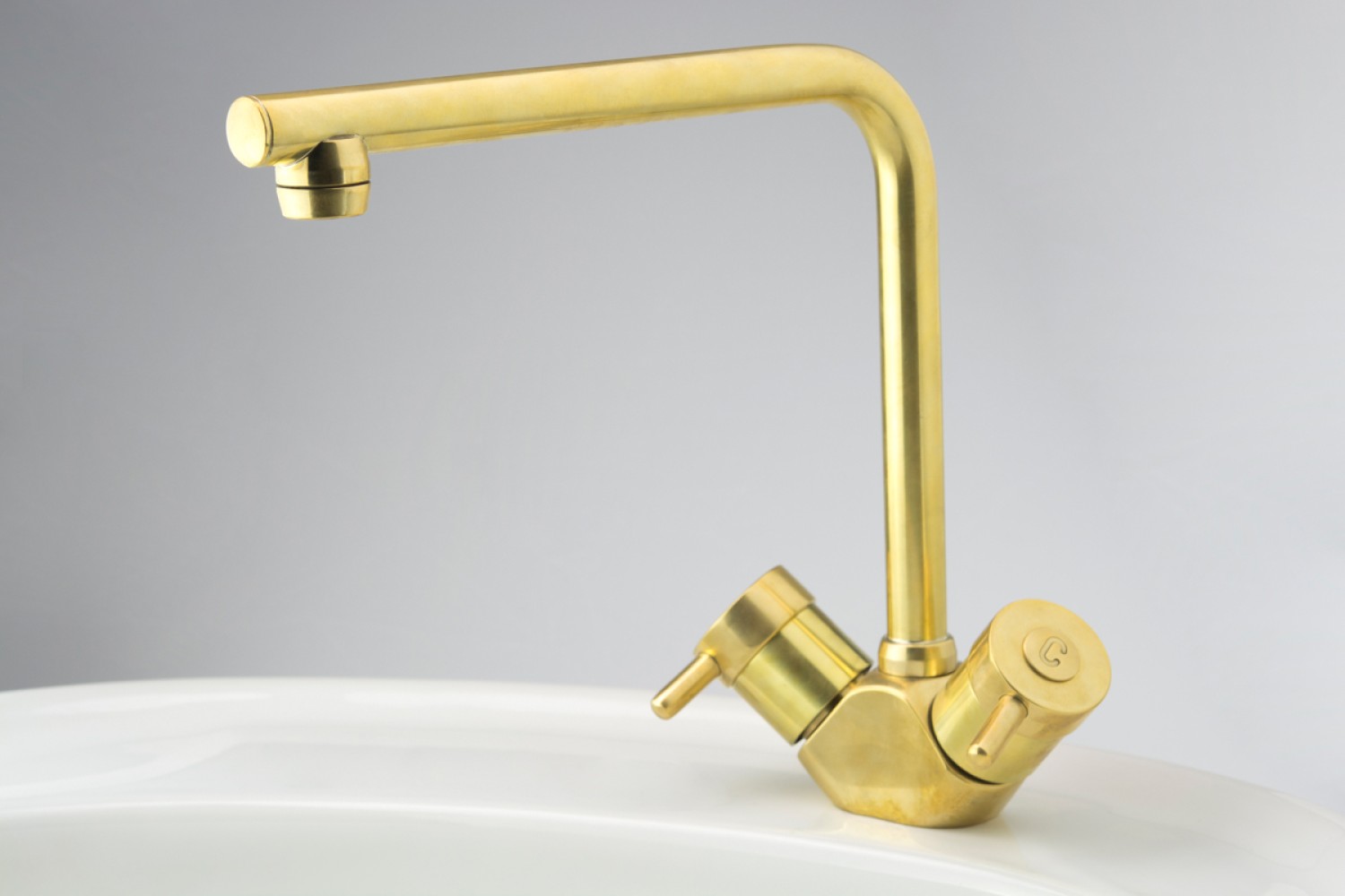 CB | Torrens Lever Sink Duo Mixer with Swivel T Outlet - Hob Basin ...